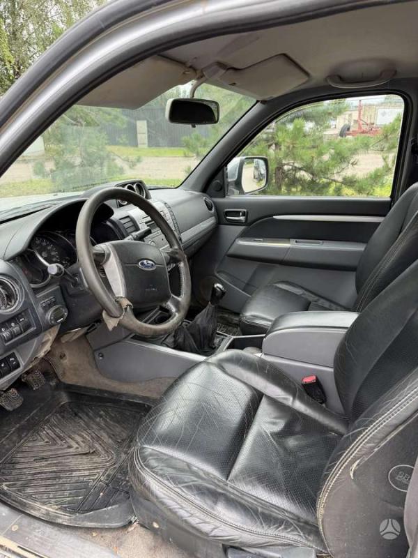 Ford Ranger 2007 Kauņa vietnē Pelēks Ford Ranger 2007 Kauņa, ar dzinēja tilpumu 2.50 L un nobraukumu 289 tūkst. km par 3550 €, foto 9 vietnē AUTOMOTO.COM.LV