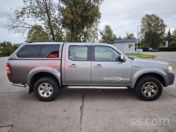 Ford Ranger 2007 Jelgava vietnē Pelēks Ford Ranger 2007 Jelgava, ar dzinēja tilpumu 2.50 L un nobraukumu 130 tūkst. km par 4150 €, foto 3 vietnē AUTOMOTO.COM.LV