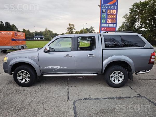 Ford Ranger 2007 Jelgava vietnē Pelēks Ford Ranger 2007 Jelgava, ar dzinēja tilpumu 2.50 L un nobraukumu 130 tūkst. km par 4150 €, foto 6 vietnē AUTOMOTO.COM.LV