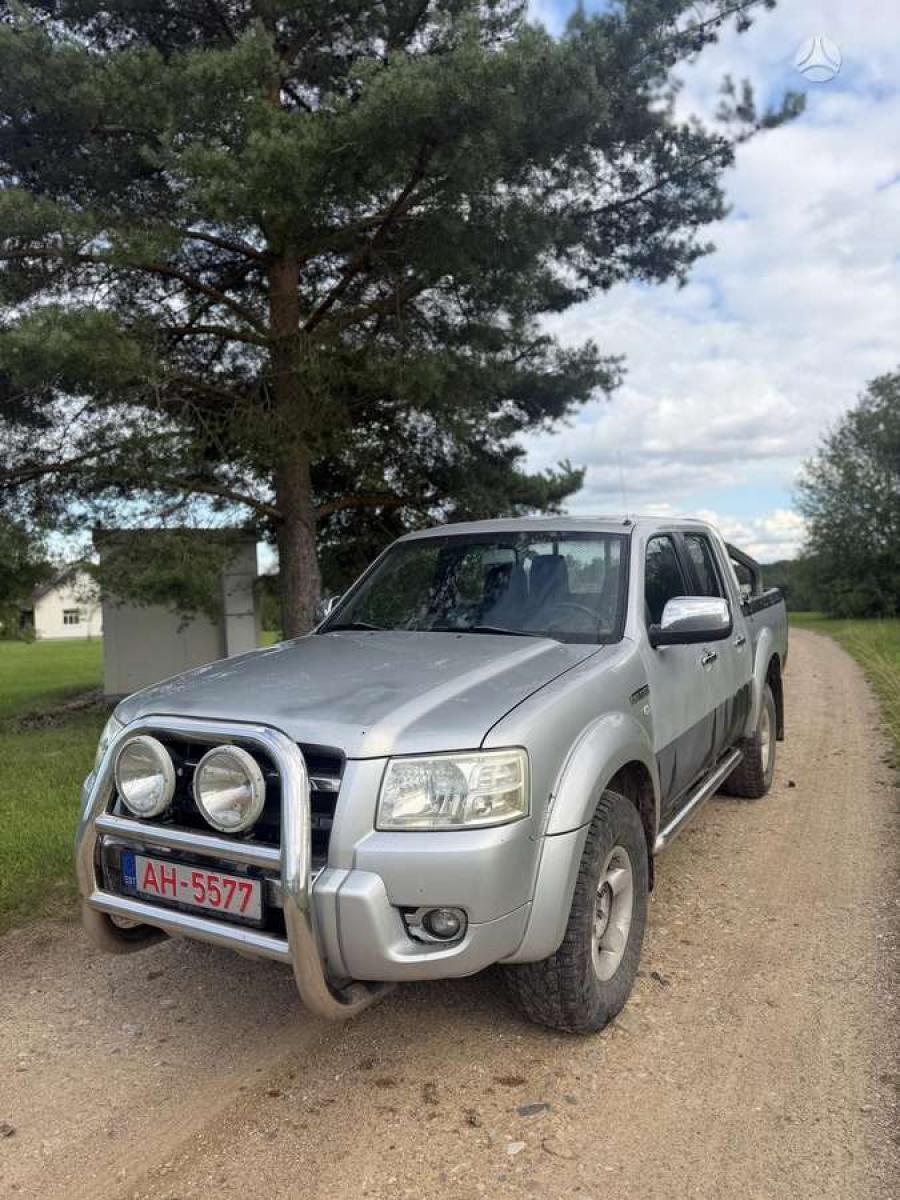 Pelēks Ford Ranger 2008 Viļņa, ar dzinēja tilpumu 2.50 L un nobraukumu 240 tūkst. km par 4500 €, foto 2 vietnē AUTOMOTO.COM.LV