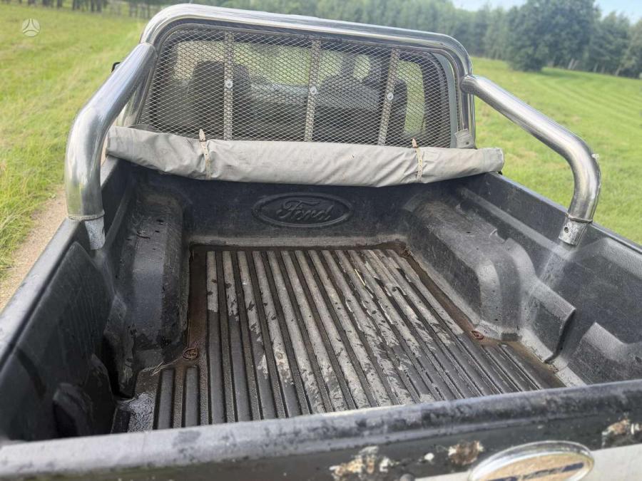 Pelēks Ford Ranger 2008 Viļņa, ar dzinēja tilpumu 2.50 L un nobraukumu 240 tūkst. km par 4500 €, foto 18 vietnē AUTOMOTO.COM.LV