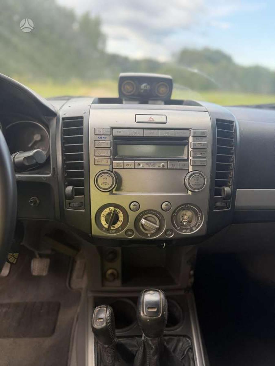 Pelēks Ford Ranger 2008 Viļņa, ar dzinēja tilpumu 2.50 L un nobraukumu 240 tūkst. km par 4500 €, foto 28 vietnē AUTOMOTO.COM.LV