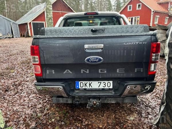 Grey Ford Ranger 2012 in Dobele, with an engine capacity of 3.20 L and mileage of 295 thousand km for 12950 €, photo 4 on AUTOMOTO.COM.LV