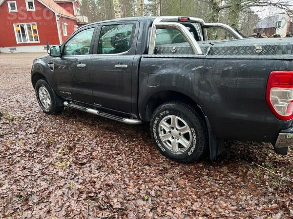 Grey Ford Ranger 2012 in Dobele, with an engine capacity of 3.20 L and mileage of 295 thousand km for 12950 €, photo 5 on AUTOMOTO.COM.LV
