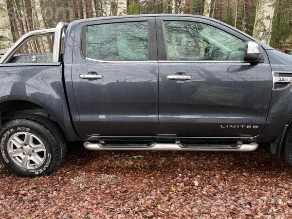 Grey Ford Ranger 2012 in Dobele, with an engine capacity of 3.20 L and mileage of 295 thousand km for 12950 €, photo 9 on AUTOMOTO.COM.LV