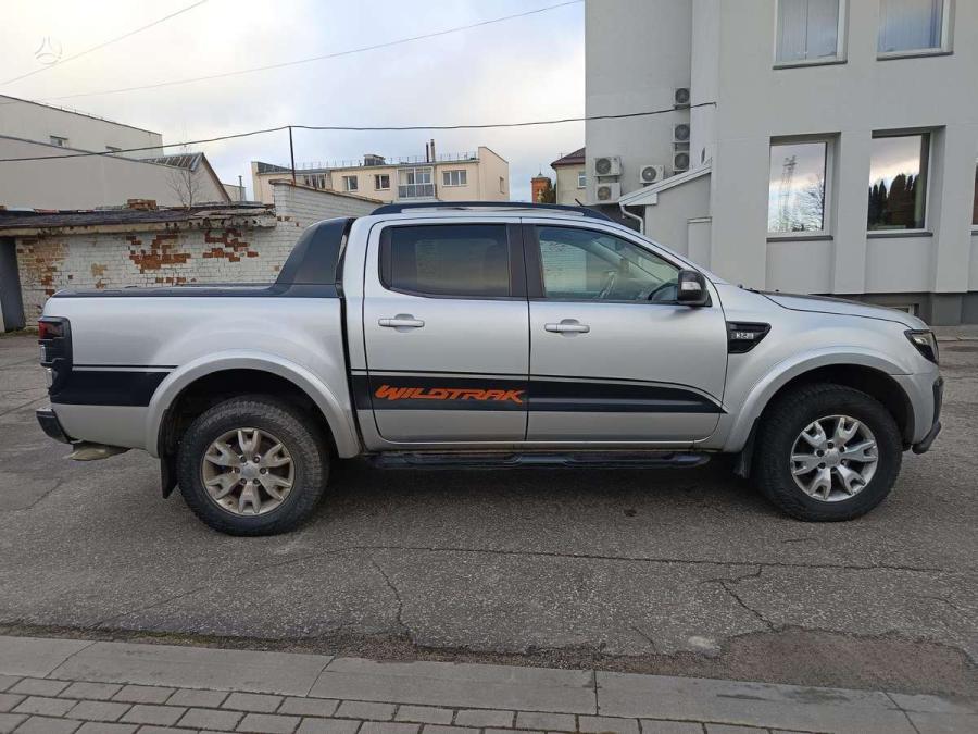 Pelēks Ford Ranger 2013 Mažeikiai, ar dzinēja tilpumu 3.20 L un nobraukumu 280 tūkst. km par 13500 €, foto 4 vietnē AUTOMOTO.COM.LV