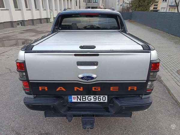 Grey Ford Ranger 2013 in Mazeikiai, with an engine capacity of 3.20 L and mileage of 280 thousand km for 13500 €, photo 5 on AUTOMOTO.COM.LV