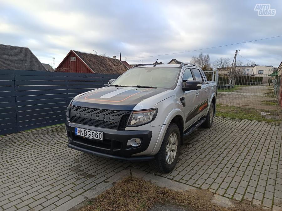 Pelēks Ford Ranger 2013 Mažeikiai, ar dzinēja tilpumu 3.20 L un nobraukumu 280 tūkst. km par 13500 €, foto 1 vietnē AUTOMOTO.COM.LV