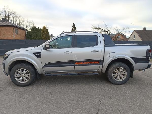 Pelēks Ford Ranger 2013 Mažeikiai, ar dzinēja tilpumu 3.20 L un nobraukumu 280 tūkst. km par 13500 €, foto 3 vietnē AUTOMOTO.COM.LV