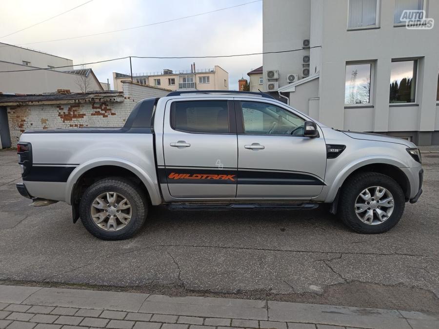 Pelēks Ford Ranger 2013 Mažeikiai, ar dzinēja tilpumu 3.20 L un nobraukumu 280 tūkst. km par 13500 €, foto 4 vietnē AUTOMOTO.COM.LV