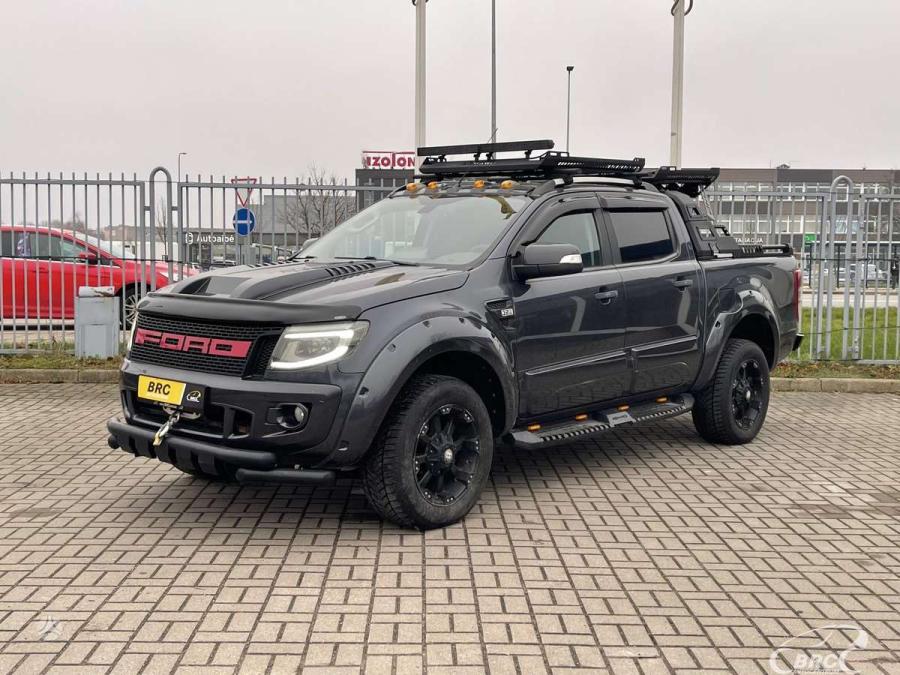 Grey Ford Ranger 2014 in Klaipeda, with an engine capacity of 3.20 L and mileage of 163 thousand km for 16200 €, photo 1 on AUTOMOTO.COM.LV