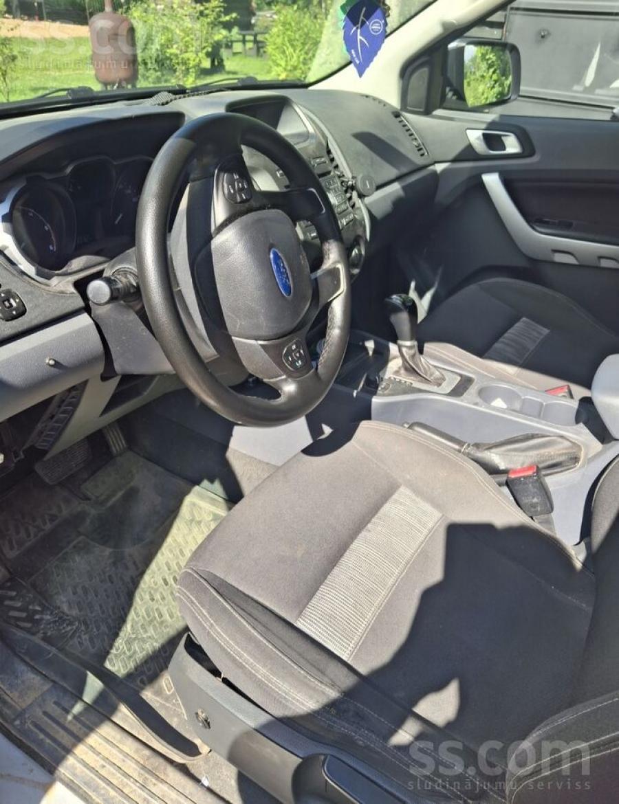 Pelēks Ford Ranger 2014 Rīga, ar dzinēja tilpumu 2.20 L un nobraukumu 247 tūkst. km par 12000 €, foto 11 vietnē AUTOMOTO.COM.LV