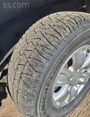 Pelēks Ford Ranger 2014 Rīga, ar dzinēja tilpumu 2.20 L un nobraukumu 247 tūkst. km par 12000 €, foto 13 vietnē AUTOMOTO.COM.LV