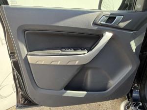 Pelēks Ford Ranger 2014 Klaipėda, ar dzinēja tilpumu 2.20 L un nobraukumu 372 tūkst. km par 8500 €, foto 7 vietnē AUTOMOTO.COM.LV