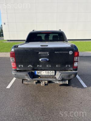 Grey Ford Ranger 2015 in Bauska, with an engine capacity of 3.20 L and mileage of 266 thousand km for 12000 €, photo 5 on AUTOMOTO.COM.LV