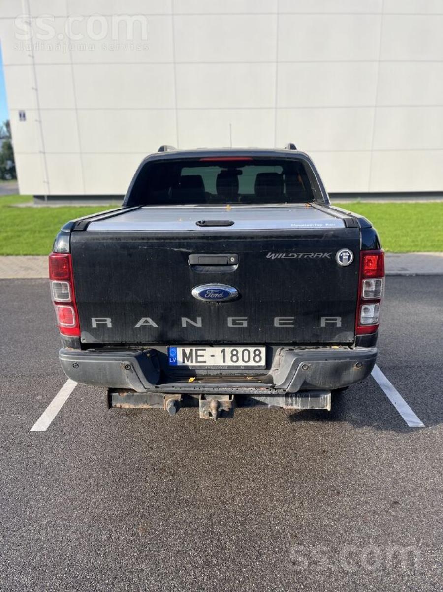 Grey Ford Ranger 2015 in Bauska, with an engine capacity of 3.20 L and mileage of 266 thousand km for 12000 €, photo 5 on AUTOMOTO.COM.LV
