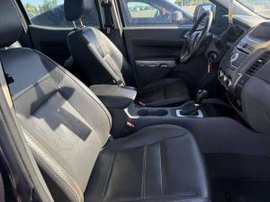 Grey Ford Ranger 2016 in Marijampole, with an engine capacity of 3.20 L and mileage of 198 thousand km for 8850 €, photo 9 on AUTOMOTO.COM.LV