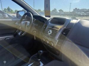 Grey Ford Ranger 2016 in Marijampole, with an engine capacity of 3.20 L and mileage of 198 thousand km for 8850 €, photo 11 on AUTOMOTO.COM.LV