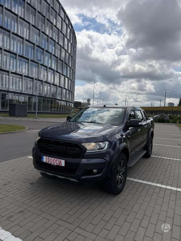 Pelēks Ford Ranger 2016 Viļņa, ar dzinēja tilpumu 3.20 L un nobraukumu 225 tūkst. km par 16200 €, foto 3 vietnē AUTOMOTO.COM.LV