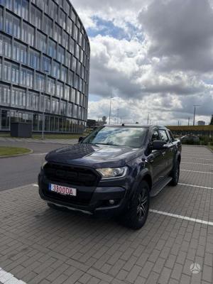 Grey Ford Ranger 2016 in Vilnius, with an engine capacity of 3.20 L and mileage of 225 thousand km for 16200 €, photo 4 on AUTOMOTO.COM.LV