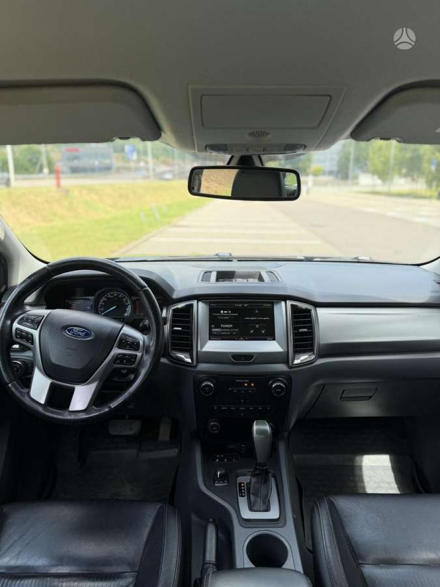 Grey Ford Ranger 2016 in Vilnius, with an engine capacity of 3.20 L and mileage of 225 thousand km for 16200 €, photo 8 on AUTOMOTO.COM.LV
