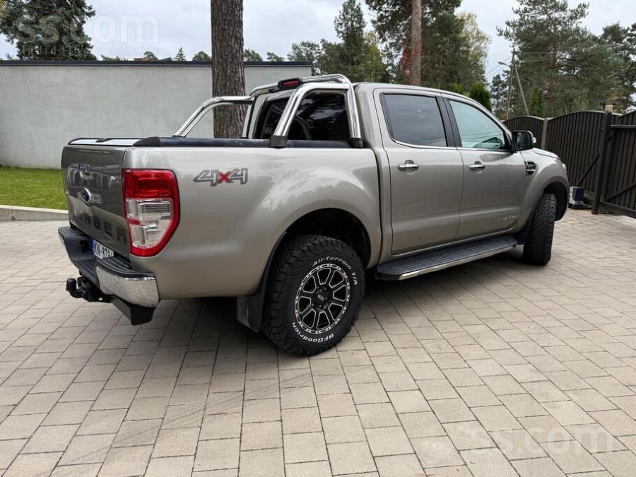 Pelēks Ford Ranger 2016 Rīga, ar dzinēja tilpumu 3.20 L un nobraukumu 191 tūkst. km par 14900 €, foto 4 vietnē AUTOMOTO.COM.LV