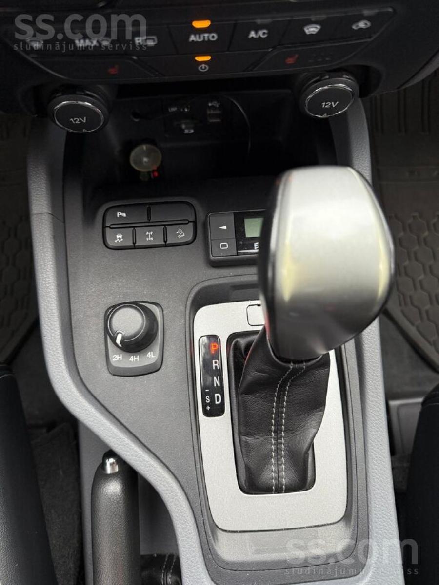Pelēks Ford Ranger 2016 Rīga, ar dzinēja tilpumu 3.20 L un nobraukumu 191 tūkst. km par 14900 €, foto 13 vietnē AUTOMOTO.COM.LV