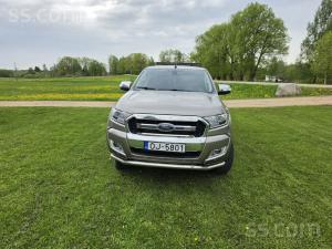 Pelēks Ford Ranger 2017 Jēkabpils, ar dzinēja tilpumu 3.20 L un nobraukumu 192 tūkst. km par 15500 €, foto  vietnē AUTOMOTO.COM.LV