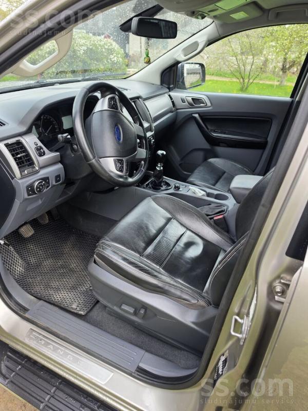 Pelēks Ford Ranger 2017 Jēkabpils, ar dzinēja tilpumu 3.20 L un nobraukumu 192 tūkst. km par 15500 €, foto 3 vietnē AUTOMOTO.COM.LV