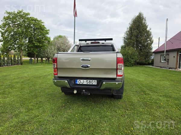 Pelēks Ford Ranger 2017 Jēkabpils, ar dzinēja tilpumu 3.20 L un nobraukumu 192 tūkst. km par 15500 €, foto 7 vietnē AUTOMOTO.COM.LV