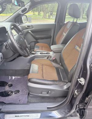 Grey Ford Ranger 2017 in Ventspils, with an engine capacity of 3.20 L and mileage of 245 thousand km for 15900 €, photo 7 on AUTOMOTO.COM.LV