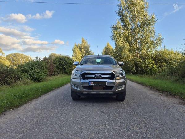 Pelēks Ford Ranger 2017 Viļņa, ar dzinēja tilpumu 3.20 L un nobraukumu 276 tūkst. km par 13310 €, foto 3 vietnē AUTOMOTO.COM.LV