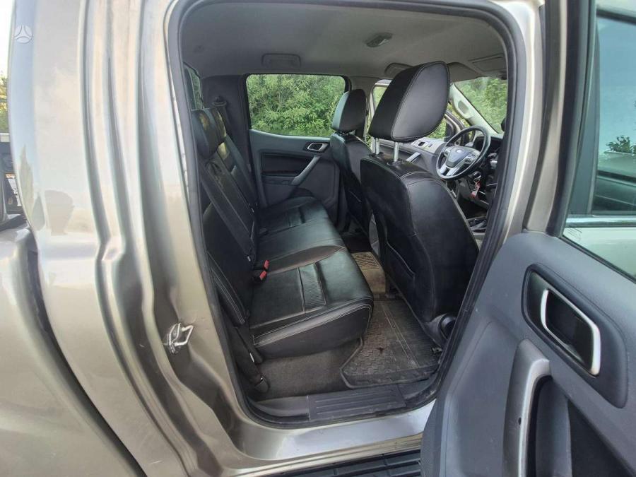 Grey Ford Ranger 2017 in Vilnius, with an engine capacity of 3.20 L and mileage of 276 thousand km for 13310 €, photo 14 on AUTOMOTO.COM.LV