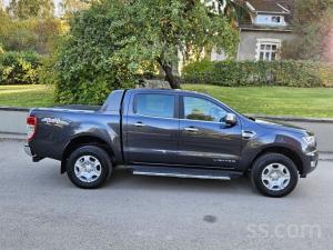 Grey Ford Ranger 2017 in Jekabpils, with an engine capacity of 3.20 L and mileage of 326 thousand km for 15490 €, photo 5 on AUTOMOTO.COM.LV