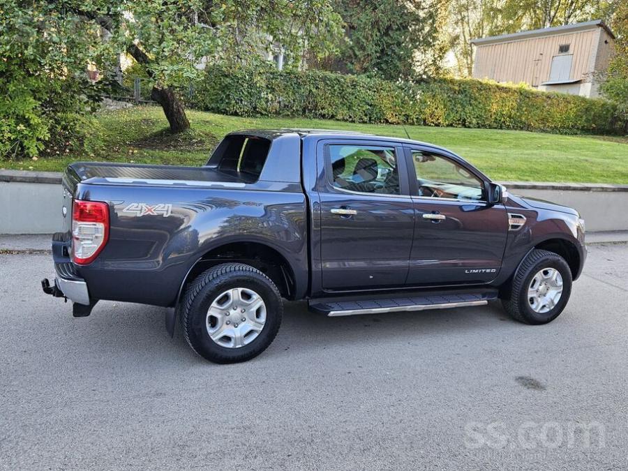 Grey Ford Ranger 2017 in Jekabpils, with an engine capacity of 3.20 L and mileage of 326 thousand km for 15490 €, photo 6 on AUTOMOTO.COM.LV