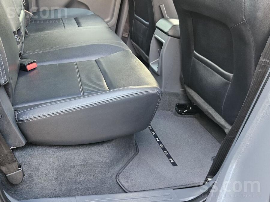 Grey Ford Ranger 2017 in Jekabpils, with an engine capacity of 3.20 L and mileage of 326 thousand km for 15490 €, photo 19 on AUTOMOTO.COM.LV