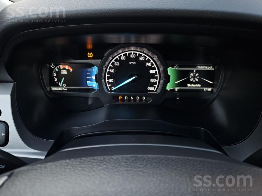 Grey Ford Ranger 2017 in Jekabpils, with an engine capacity of 3.20 L and mileage of 326 thousand km for 15490 €, photo 29 on AUTOMOTO.COM.LV