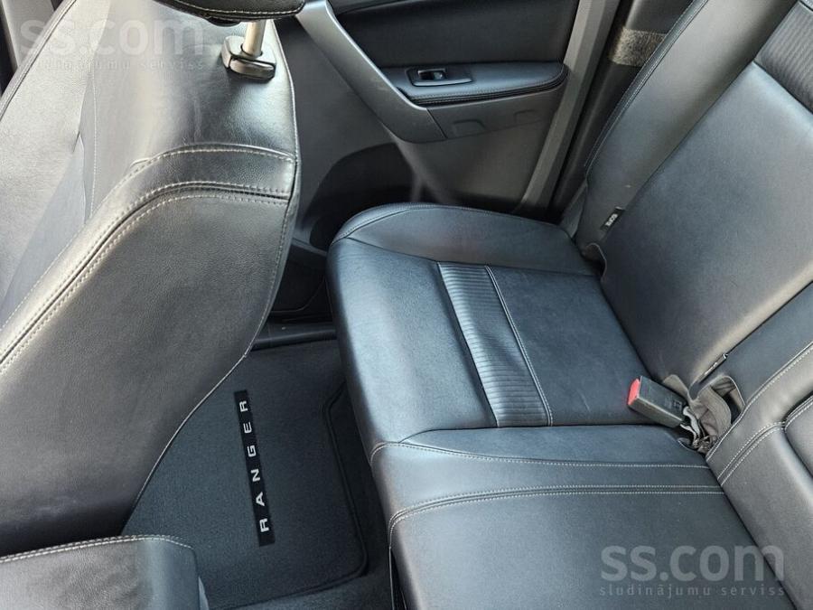 Grey Ford Ranger 2017 in Jekabpils, with an engine capacity of 3.20 L and mileage of 326 thousand km for 15490 €, photo 31 on AUTOMOTO.COM.LV