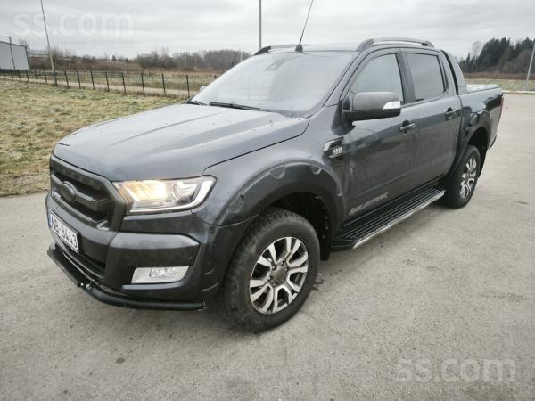 Pelēks Ford Ranger 2018 Preiļi, ar dzinēja tilpumu 3.20 L un nobraukumu 350 tūkst. km par 14500 €, foto 1 vietnē AUTOMOTO.COM.LV