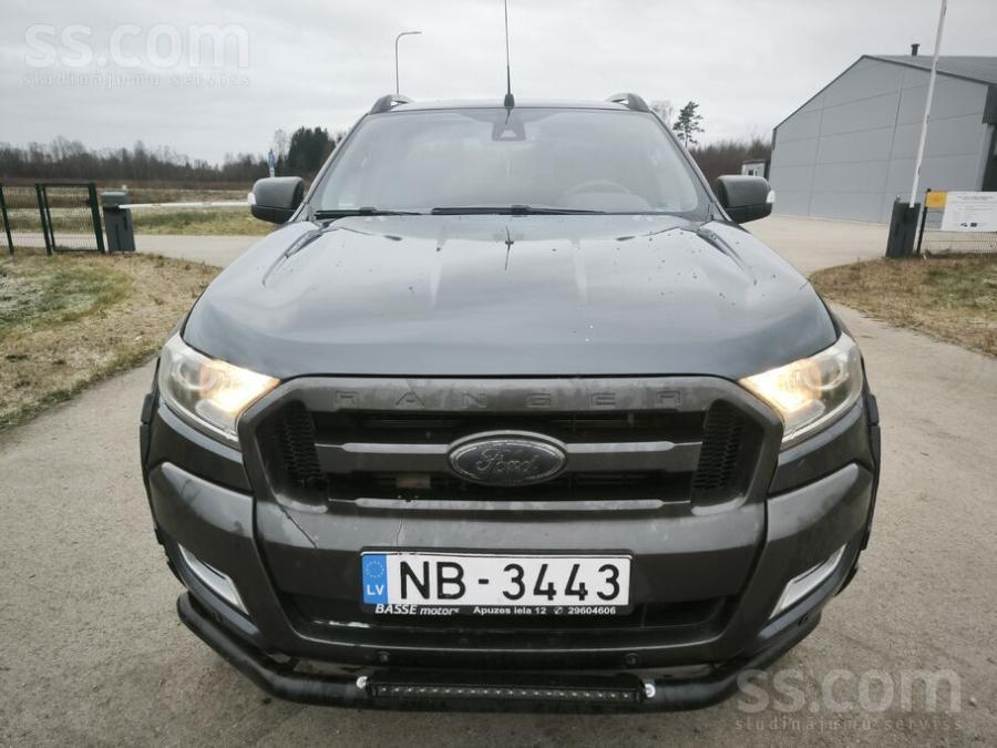 Grey Ford Ranger 2018 in Preili, with an engine capacity of 3.20 L and mileage of 350 thousand km for 14500 €, photo 5 on AUTOMOTO.COM.LV