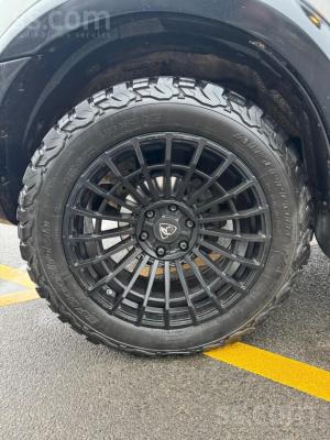 Pelēks Ford Ranger 2018 Rīga, ar dzinēja tilpumu 3.00 L un nobraukumu 244 tūkst. km par 21900 €, foto 3 vietnē AUTOMOTO.COM.LV