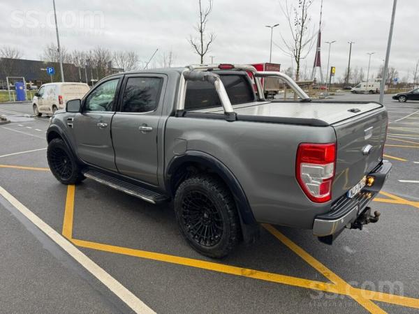 Pelēks Ford Ranger 2018 Rīga, ar dzinēja tilpumu 3.00 L un nobraukumu 244 tūkst. km par 21900 €, foto 4 vietnē AUTOMOTO.COM.LV