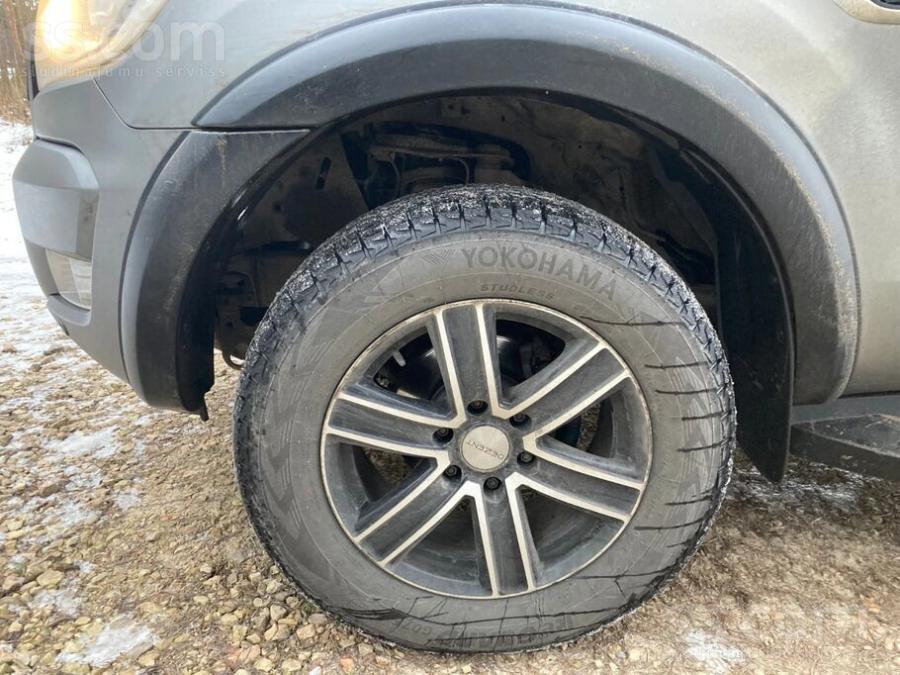 Pelēks Ford Ranger 2018 Rīga, ar dzinēja tilpumu 3.00 L un nobraukumu 244 tūkst. km par 21900 €, foto 9 vietnē AUTOMOTO.COM.LV