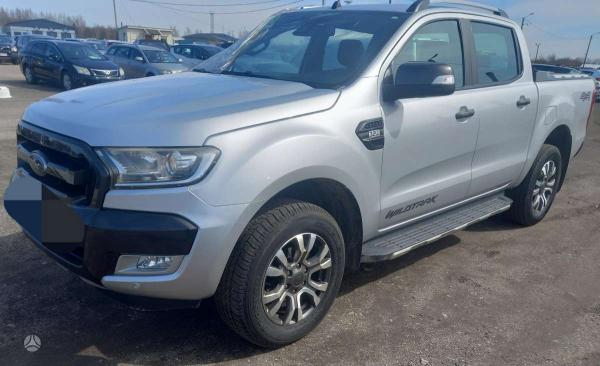 Grey Ford Ranger 2018 in Panevezys, with an engine capacity of 3.20 L and mileage of 200 thousand km for 10500 €, photo 1 on AUTOMOTO.COM.LV