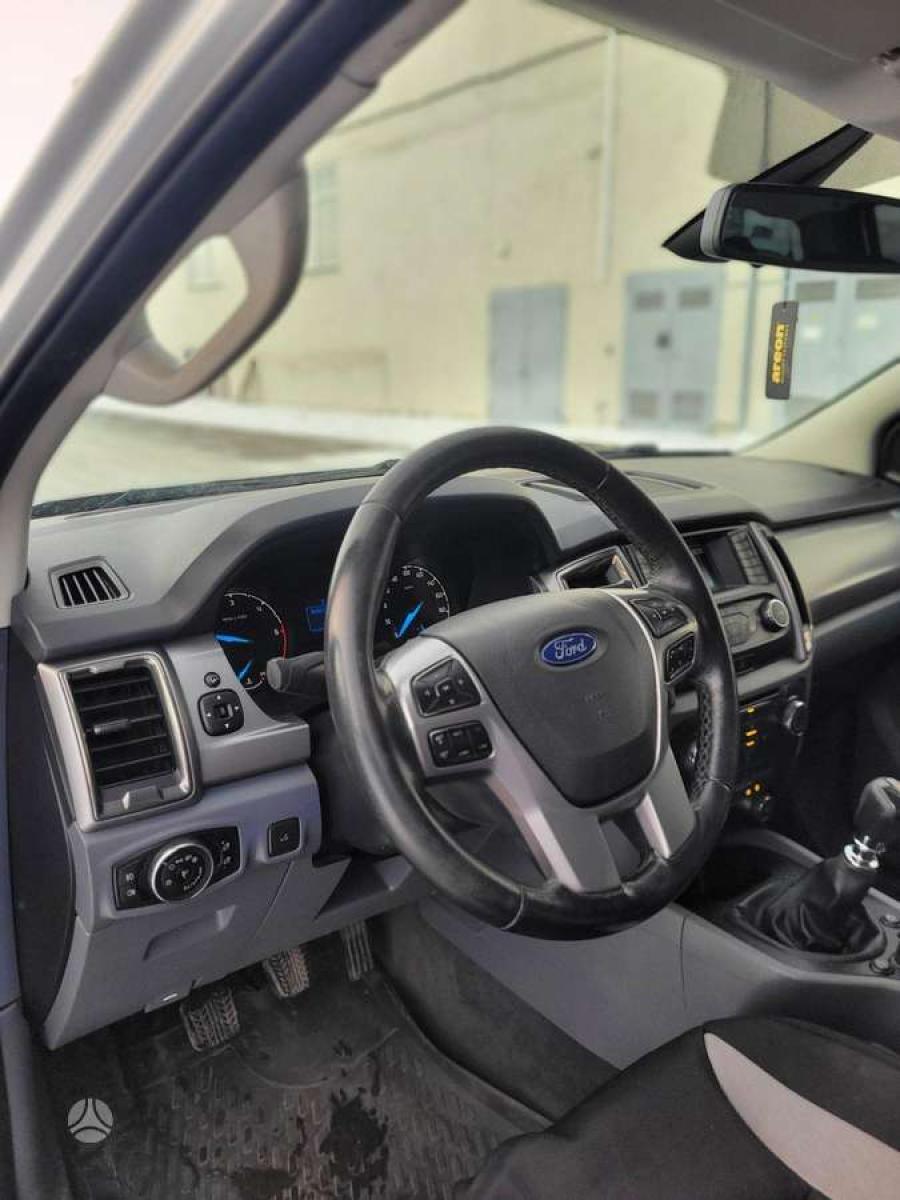 Grey Ford Ranger 2019 in Alytus, with an engine capacity of 2.20 L and mileage of 238 thousand km for 14500 €, photo 14 on AUTOMOTO.COM.LV