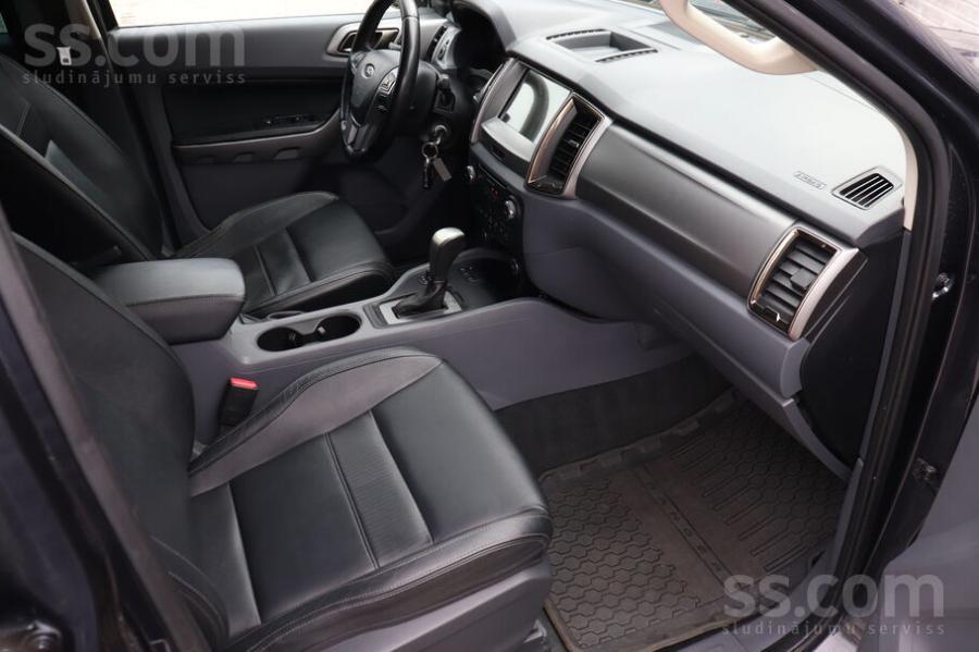 Pelēks Ford Ranger 2019 Valmiera, ar dzinēja tilpumu 3.20 L un nobraukumu 257 tūkst. km par 21300 €, foto 6 vietnē AUTOMOTO.COM.LV