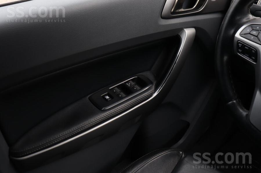 Pelēks Ford Ranger 2019 Valmiera, ar dzinēja tilpumu 3.20 L un nobraukumu 257 tūkst. km par 21300 €, foto 17 vietnē AUTOMOTO.COM.LV