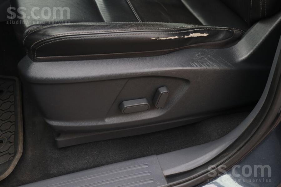 Pelēks Ford Ranger 2019 Valmiera, ar dzinēja tilpumu 3.20 L un nobraukumu 257 tūkst. km par 21300 €, foto 23 vietnē AUTOMOTO.COM.LV