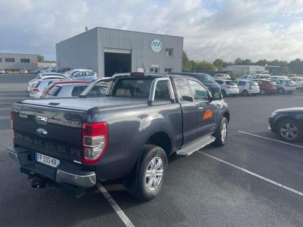 Ford Ranger 2020 Tauragė vietnē Pelēks Ford Ranger 2020 Tauragė, ar dzinēja tilpumu 2.00 L un nobraukumu 240 tūkst. km par 15300 €, foto 8 vietnē AUTOMOTO.COM.LV