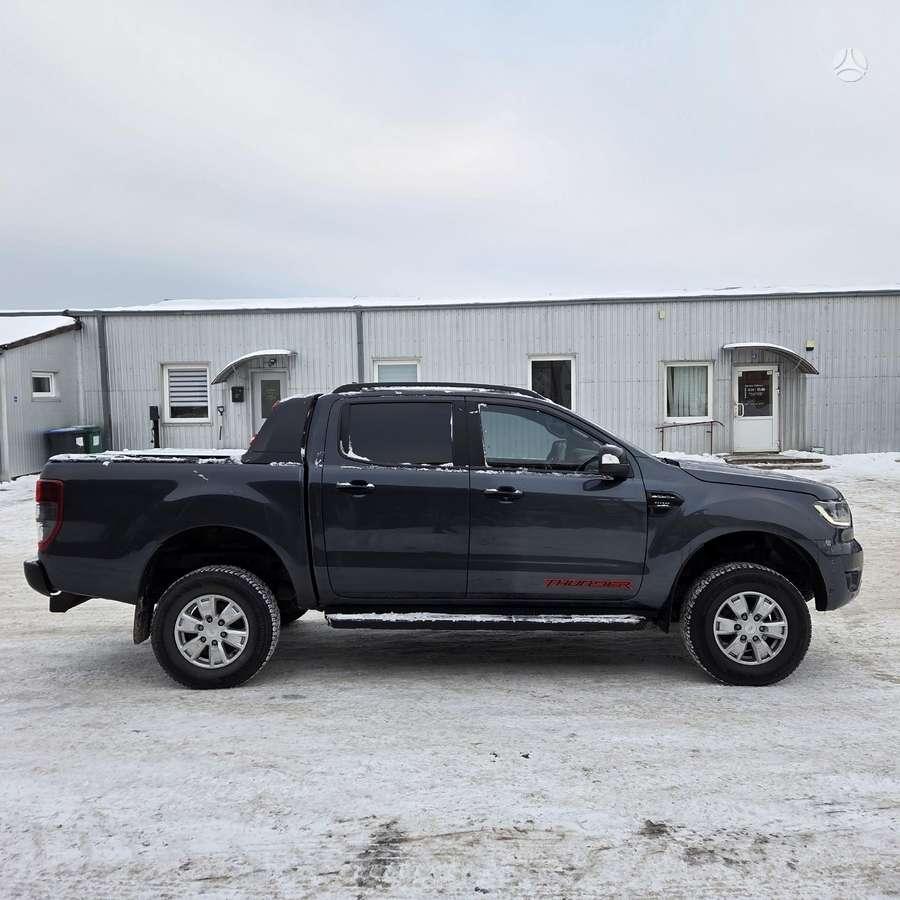 Grey Ford Ranger 2021 in Taurage, with an engine capacity of 2.00 L and mileage of 114 thousand km for 22930 €, photo 4 on AUTOMOTO.COM.LV